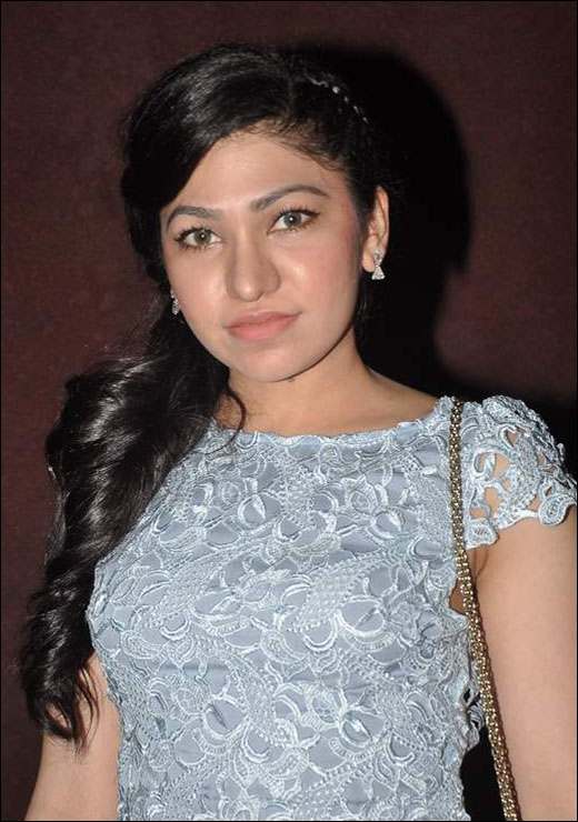 Tulsi Kumar Images, HD Wallpapers, and Photos - Bollywood Hungama