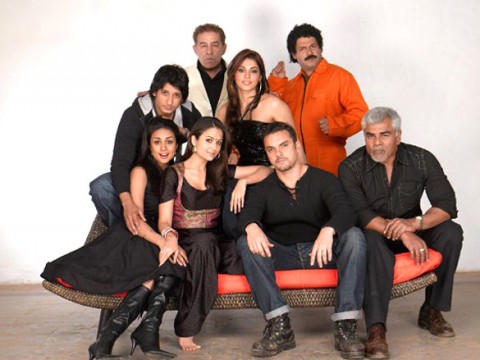 Hello Review 1/5 | Hello Movie Review | Hello 2008 Public Review | Film ...