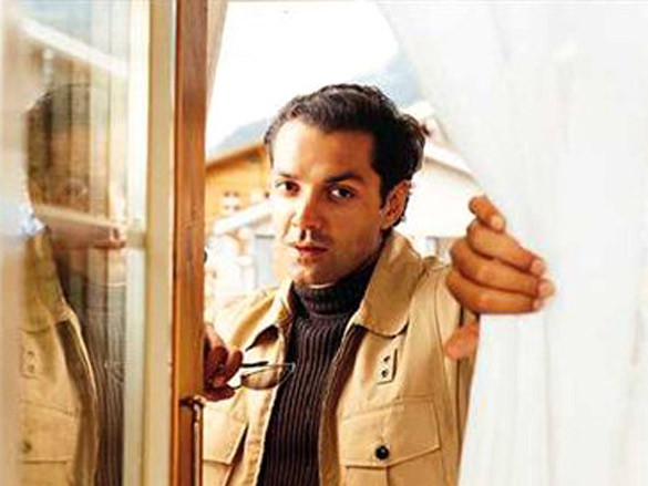 Ajnabee Movie Stills - Bollywood Hungama