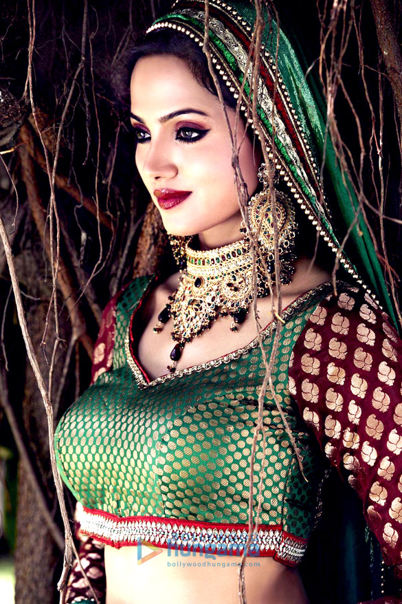 Aradhana Gupta Photos, Images, HD Wallpapers, Aradhana Gupta HD Images, Photos - Bollywood Hungama