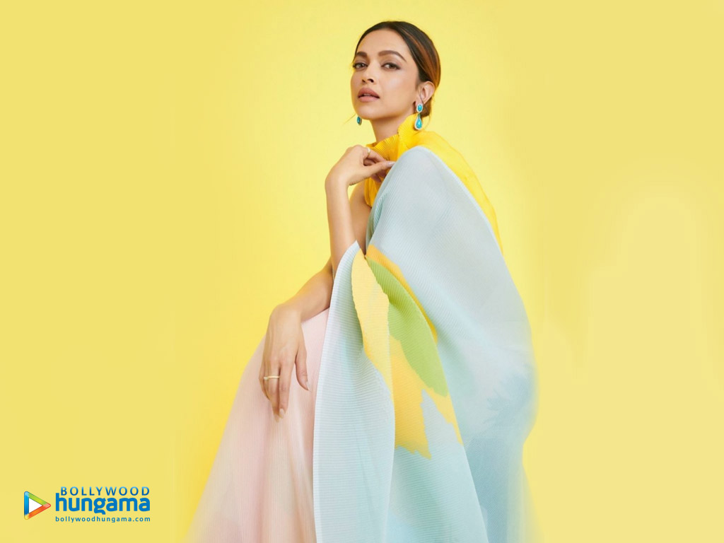 Deepika Padukone Wallpapers | deepika-padukone-1-2-2 - Bollywood Hungama