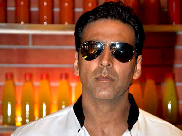 Akshay Kumar on the set of Amul Master Chef India | Photo Of Akshay ...