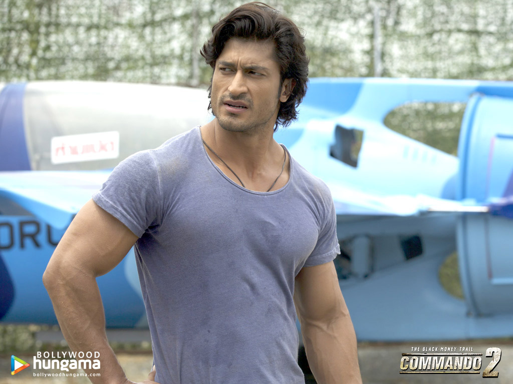 Commando 2 2017 Wallpapers | Commando 2 2017 HD Images | Photos ...