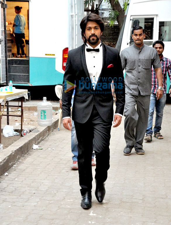 South superstar Yash snapped at a photoshoot in Mumbai | Parties ...