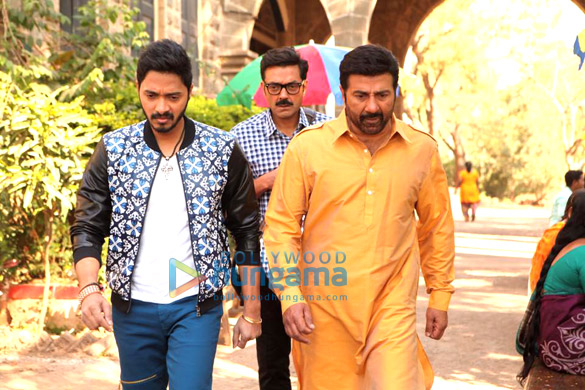 Poster Boys Movie Stills - Bollywood Hungama