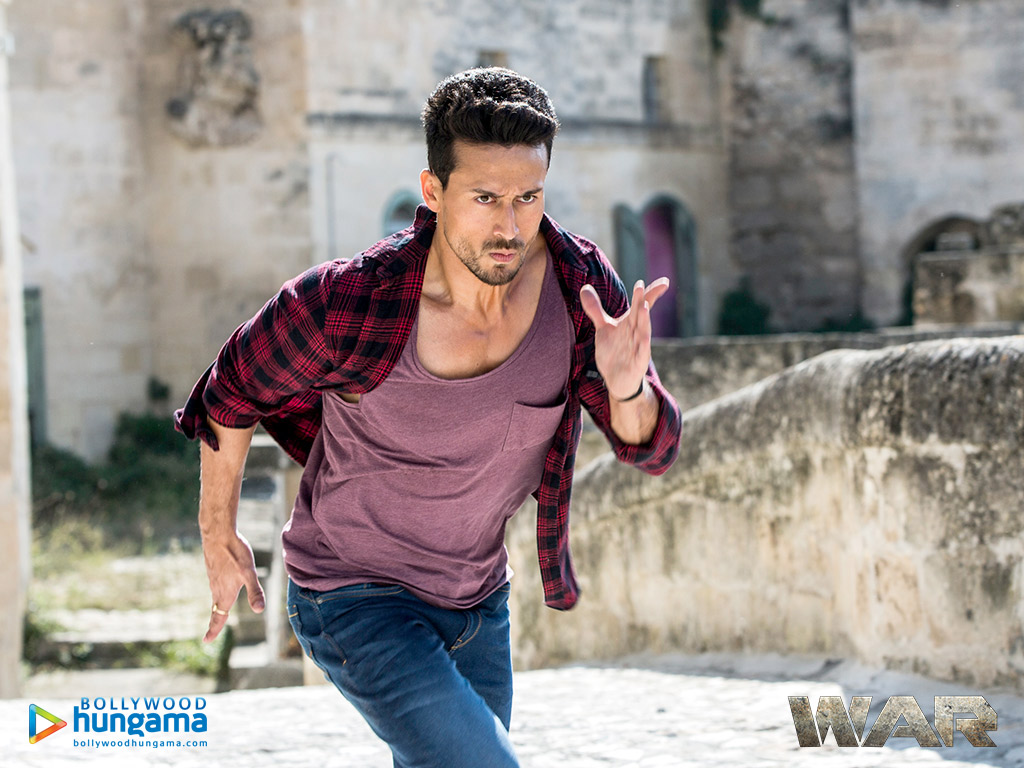 War 2019 Wallpapers | War 2019 HD Images | Photos war-1-4 - Bollywood ...