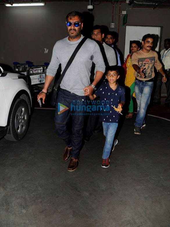 Ajay Devgn and his family arrive from Goa | Parties & Events ...