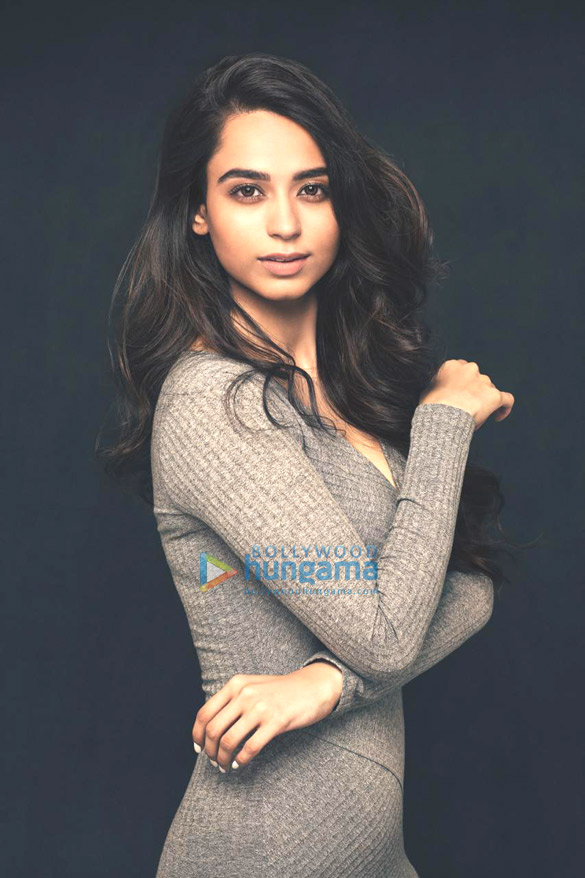 Soundarya Sharma Photos - Bollywood Hungama