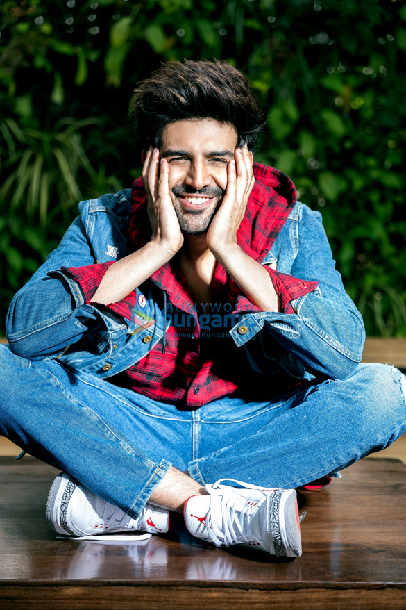 Kartik Aaryan Photos, Images, HD Wallpapers, Kartik Aaryan HD Images ...