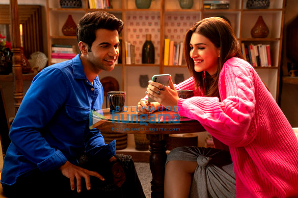 Hum Do Hamare Do Movie: Review | Release Date (2021) | Songs | Music ...