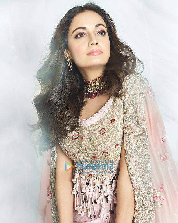 Dia Mirza Photos, Images, HD Wallpapers, Dia Mirza HD Images, Photos ...