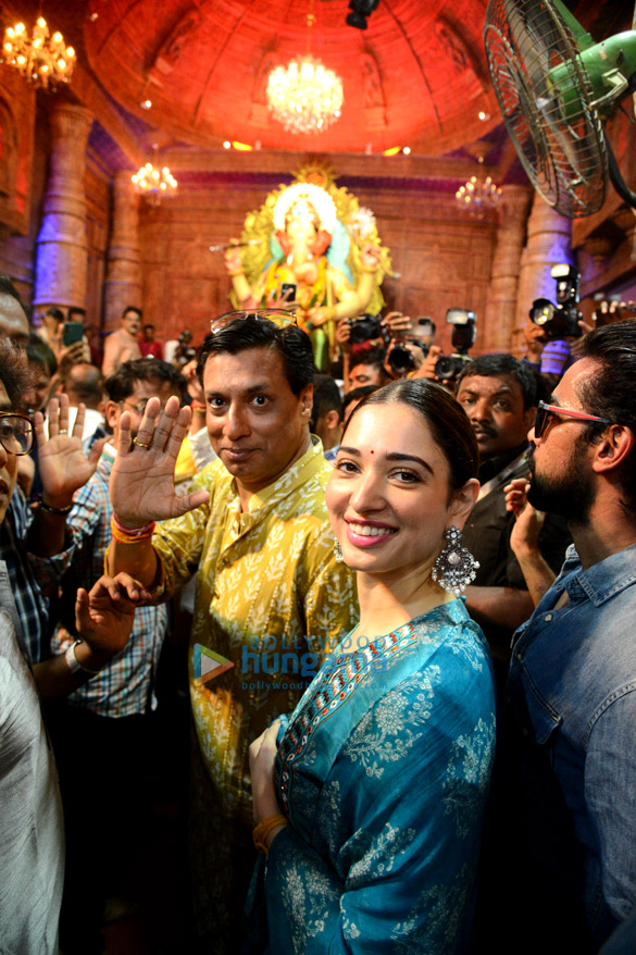 Photos Tamannaah Bhatia and Madhur Bhandarkar snapped at Lalbaugcha Raja to seek blessings after ...
